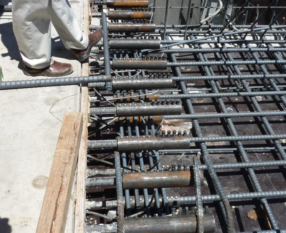 Earthquake Engineering Laboratory, University of Nevada Reno - CRSI ...